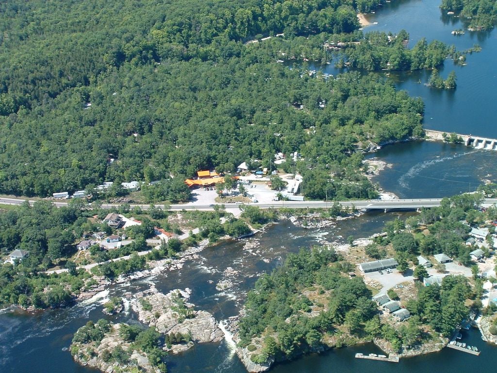 Lovesick Lake Park - Trailer Parks Canada